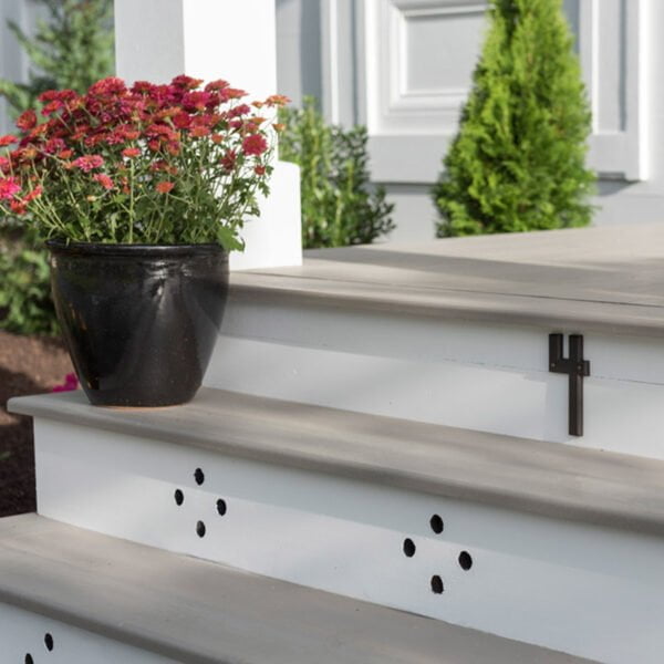 Aeratis Composite Decking > Snavely Forest Products